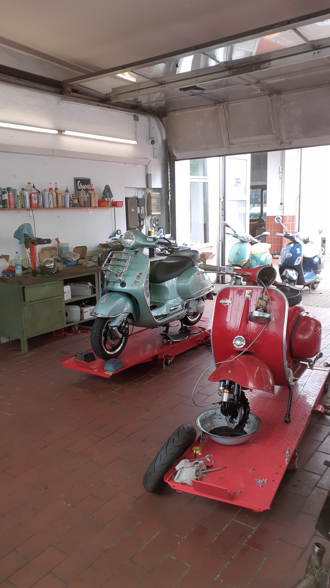 Händlervorstellung MC Garage | Vespa Club Regensburg